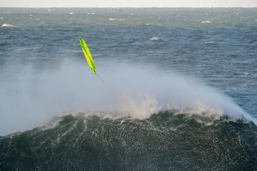FINAL DO NAZARÉ CHALLENGE SEM PORTUGUESES NA PRAIA DO NORTE - Correio ...