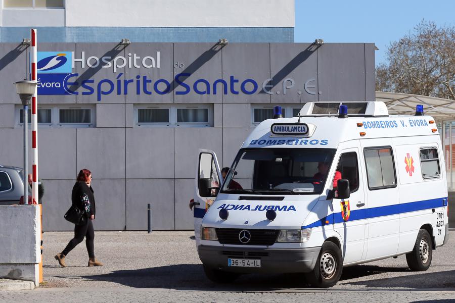 HOSPITAL DE ÉVORA PREVÊ REABRIR ESPECIALIDADES COM VAGAS PARA RECÉM ...