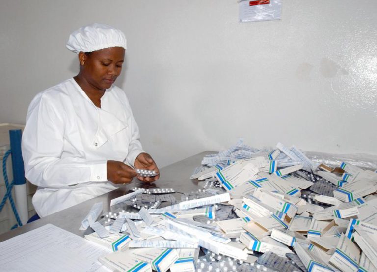 APOIO DO BRASIL PERMITE DUPLICAR PRODUÇÃO DE MEDICAMENTOS EM MOÇAMBIQUE ...