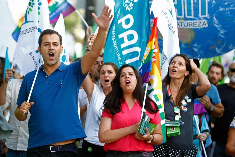 INÊS SOUSA REAL ELEITA LÍDER DO GRUPO PARLAMENTAR DO PAN - Correio da ...