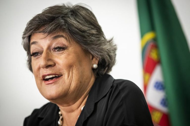 PRESIDENCIAIS: ANA GOMES AFIRMA QUE HÁ DEMASIADO ENCOSTO ENTRE ...
