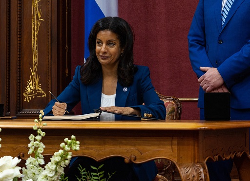 Política no Quebec - Anglade deixa liderança do Partido Liberal do ...